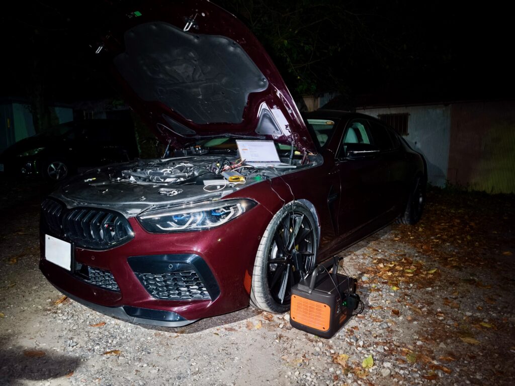 BMW M8コンペティション ECUチューニング＋バブリング 馬力アップ 日帰り – mbFAST Tuning